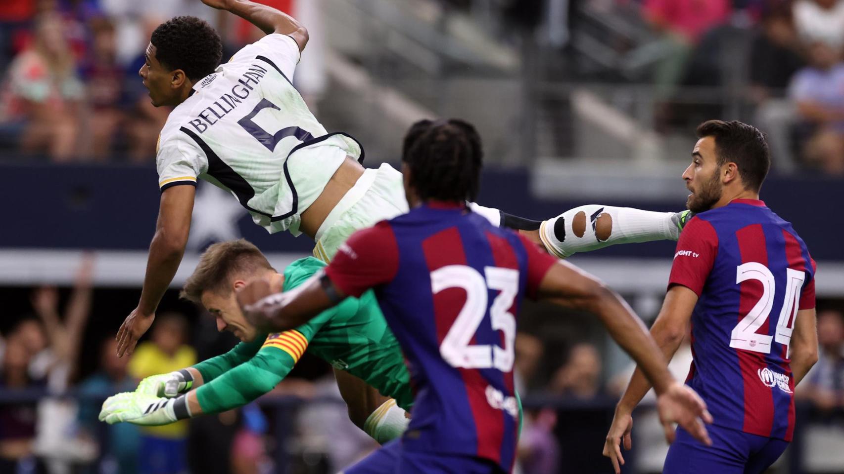 El doble problema que complica el futuro de un defensa del Barça