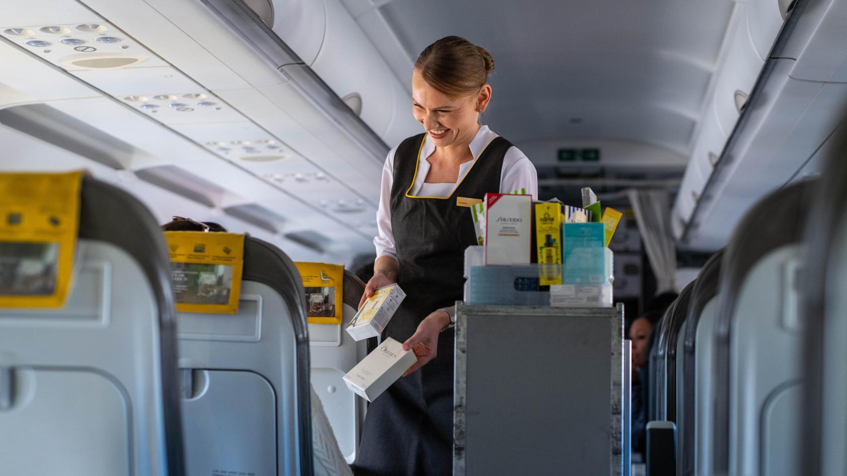 Hamburguesas veganas, bebidas vegetales… el nuevo menú de Vueling que ...