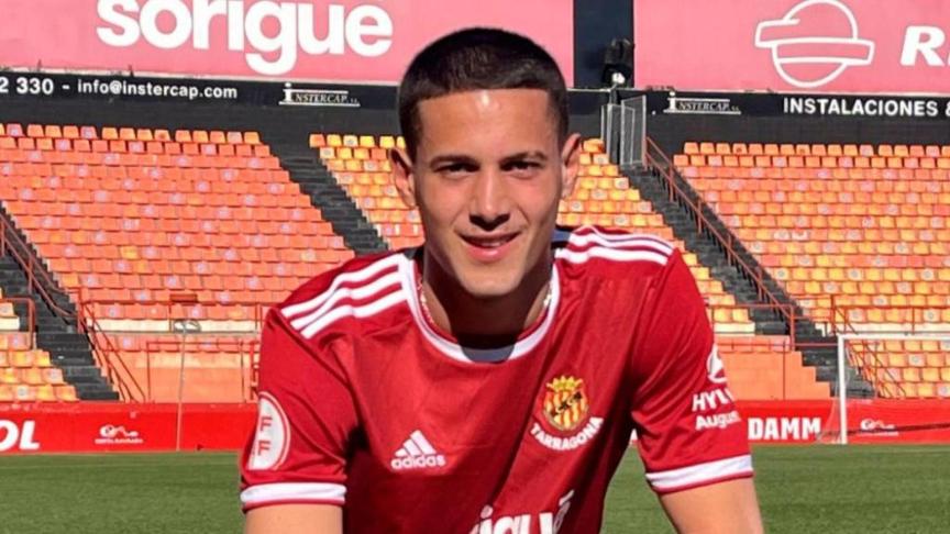 El Barça B se la juega: el delantero que pide Albert Sánchez para huir ...