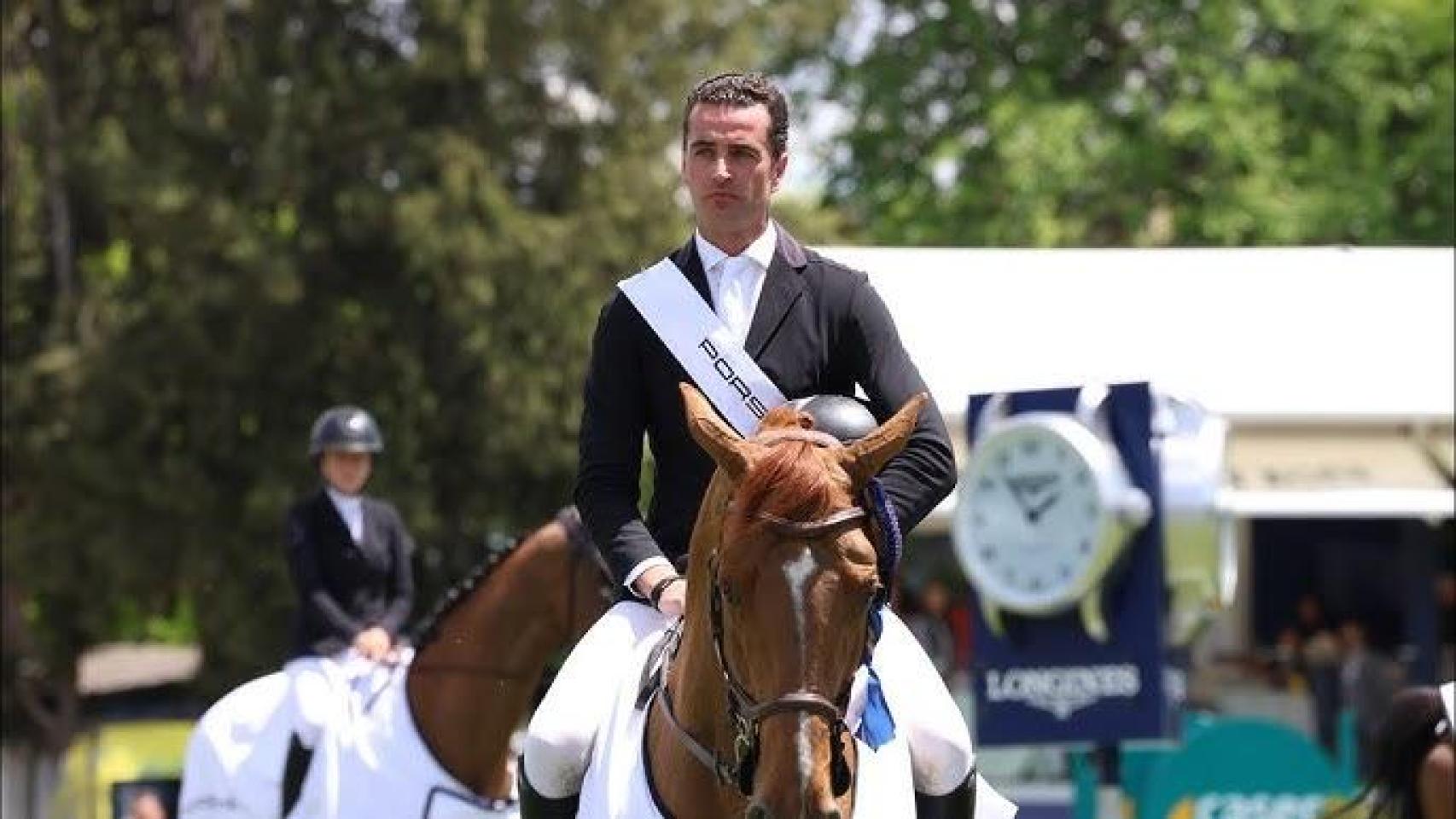 El polémico empresario Nicolás Mayol, apeado del Marina Vela por la ...