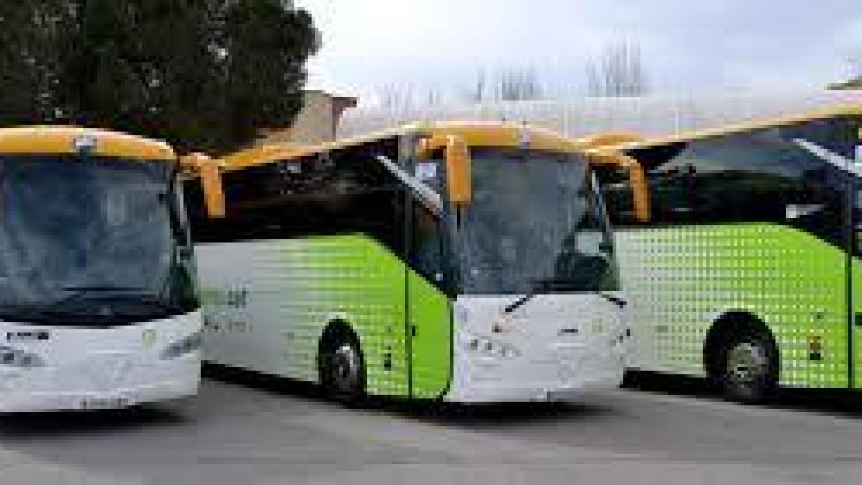 Monbus amarra el bus Barcelona-Manresa entre el malestar del sector