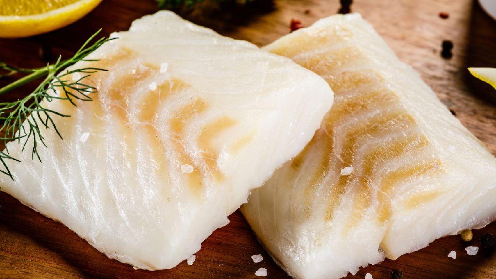 Así hacen las abuelas el bacalao a la catalana con pasas y piñones ...