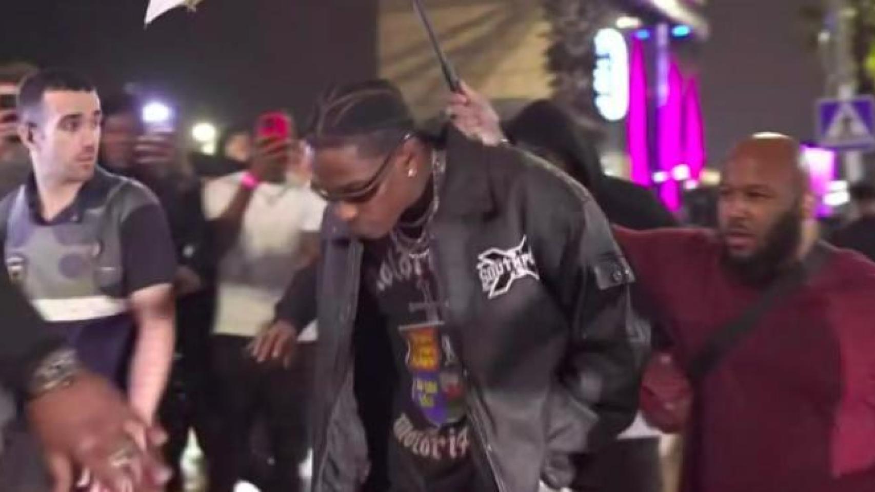 El rapero Travis Scott sale de fiesta en Shôko tras su concierto ...