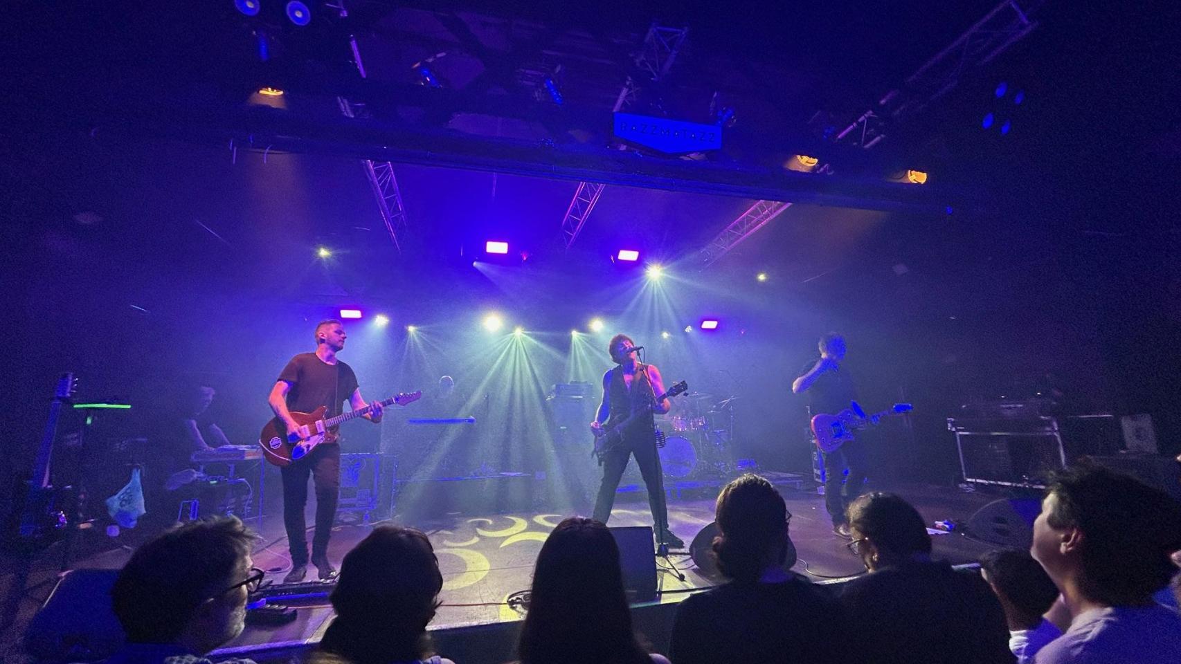 The Chameleons: Éxtasis del post punk en Razzmatazz