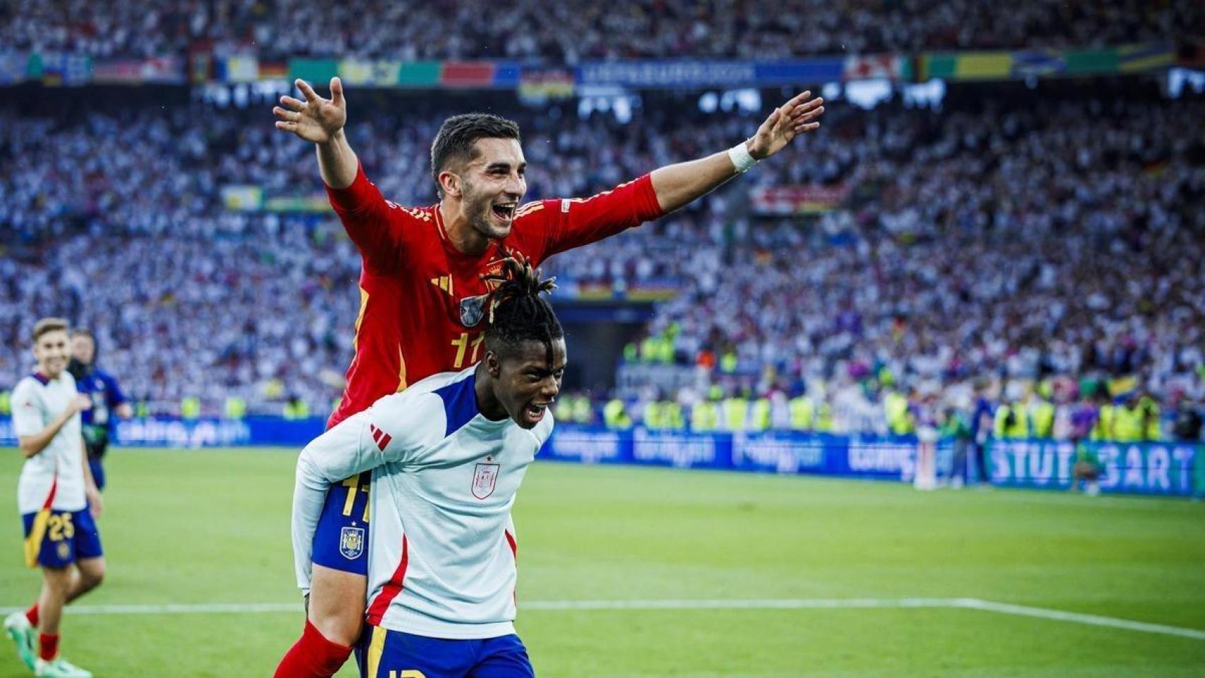 Ferran Torres, alto y claro sobre el posible fichaje de Nico Williams ...