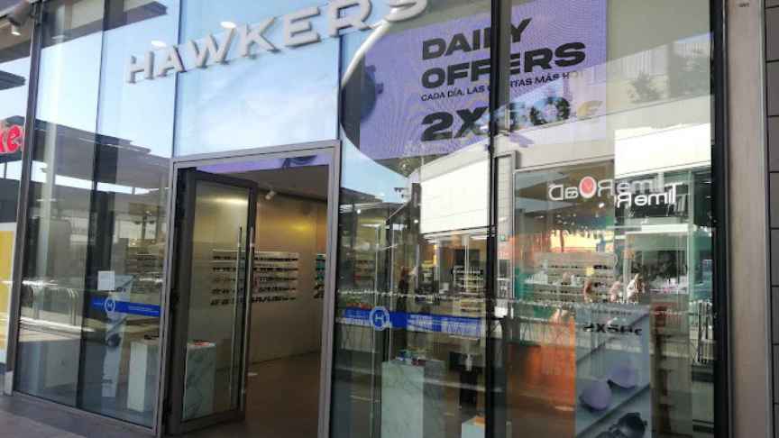 Hawkers inaugura su segunda óptica de Barcelona en Diagonal Mar