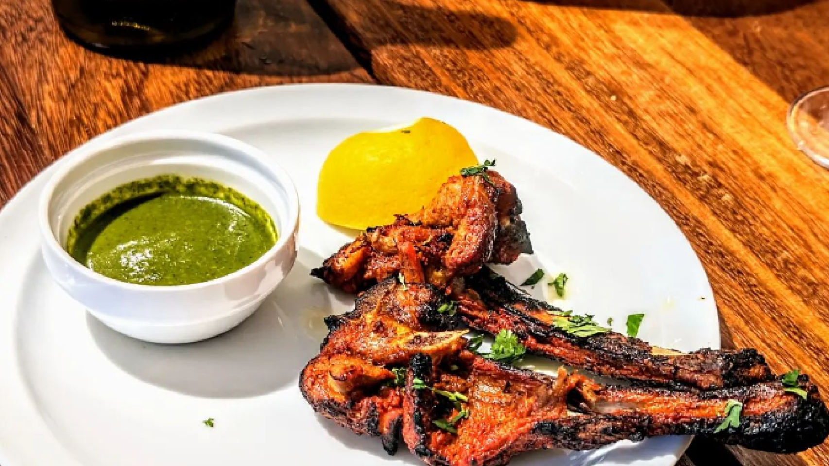 Abre un nuevo restaurante hindú en Barcelona: especialidad en tapeo y ...