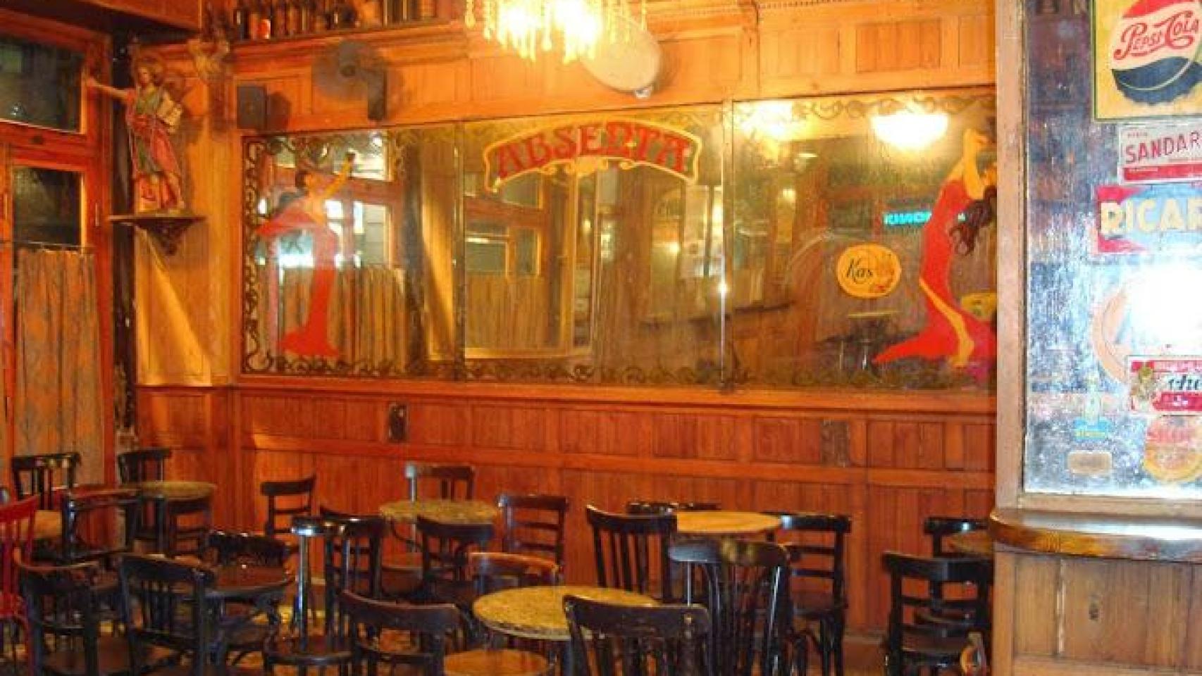 Este es el bar más antiguo de Barcelona: tiene más de 200 años y un ...