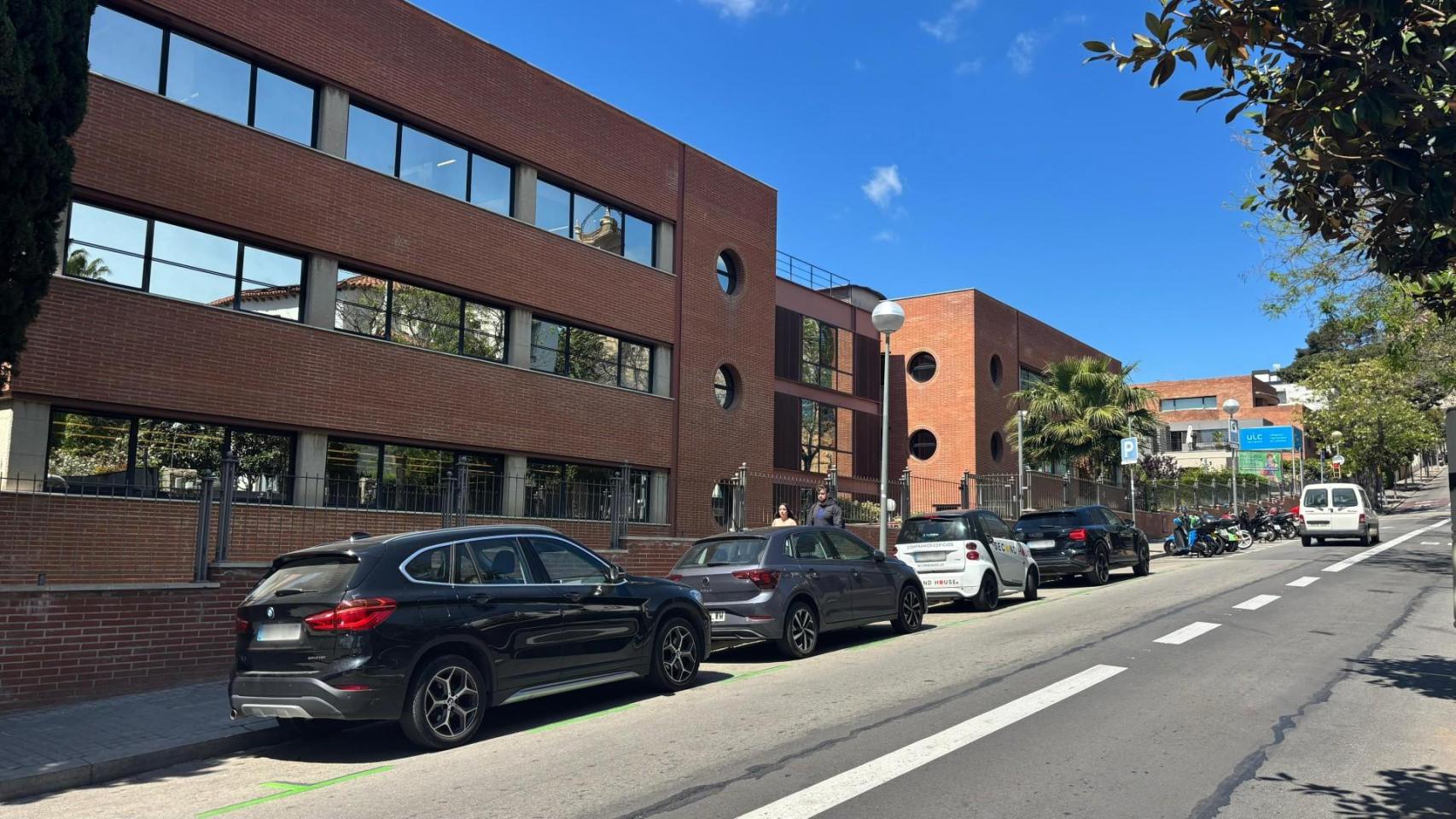 ¿Es gratis aparcar en la zona azul y verde en Barcelona en agosto?